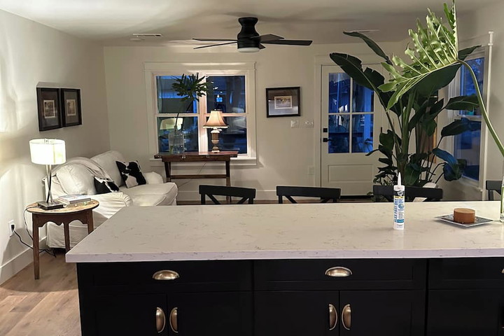 Charming 3-bedroom House In Delightful Mandeville With Wifi, Ac, Full Kitchen! - Mandeville, LA