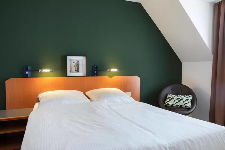 Centrally Located Room Ideal For Exploring Heppenheim - Ideal For Weekend Escape - Heppenheim