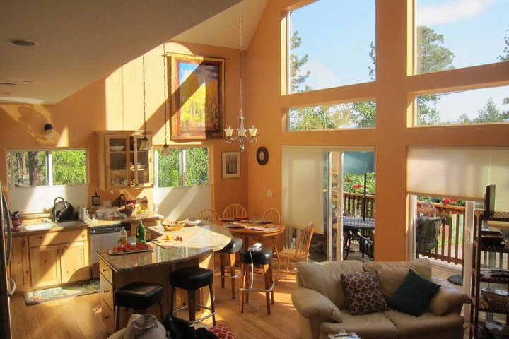 Brand New Sunny Three Bedroom Lake Tahoe Chalet Dans Un Emplacement Idéal - Californie