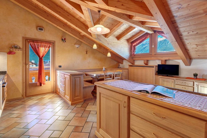 Apartment 'Mansarda Combo' With Mountain View, Balcony And Wi-fi - Bormio
