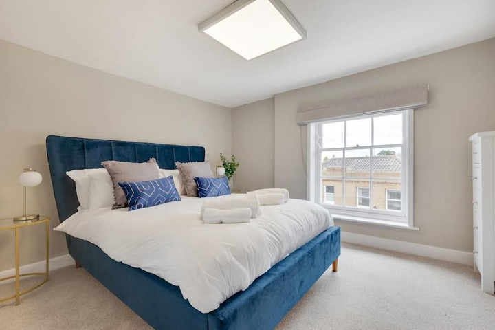 2 Bed In Holt (Oc-2221) - Holt