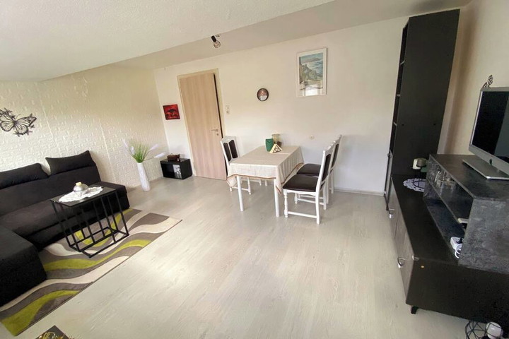 Schatte's Small Apartment In Seelze - Garbsen