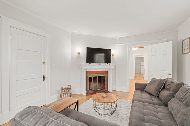 Historic Salem Retreat. Near Waterfront + Downtown - Beverly, MA