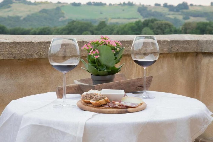 -Suite #5- - Volterra