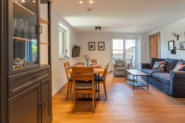 Small, Charming, Centrally Located And Yet Quiet - Bad Hofgastein
