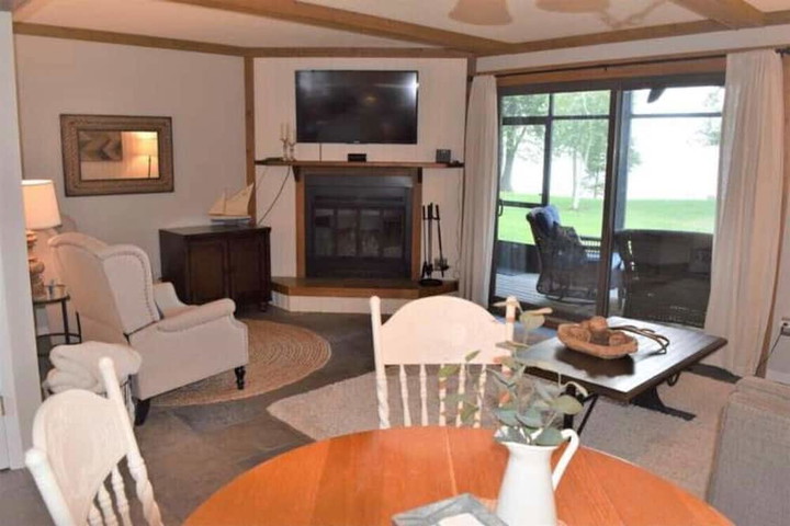 Newly Renovated Lakefront Townhome With Incredible Views Of Mille Lacs Lake - Minnesota
