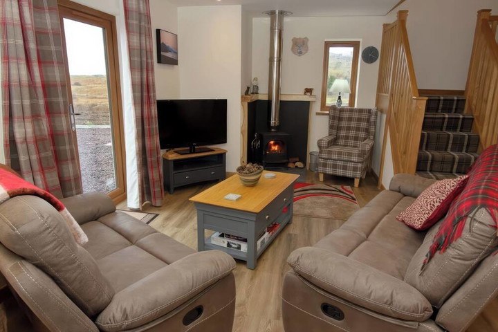 Falls Cottage, Pet Friendly, With Hot Tub In Uig - Skye
