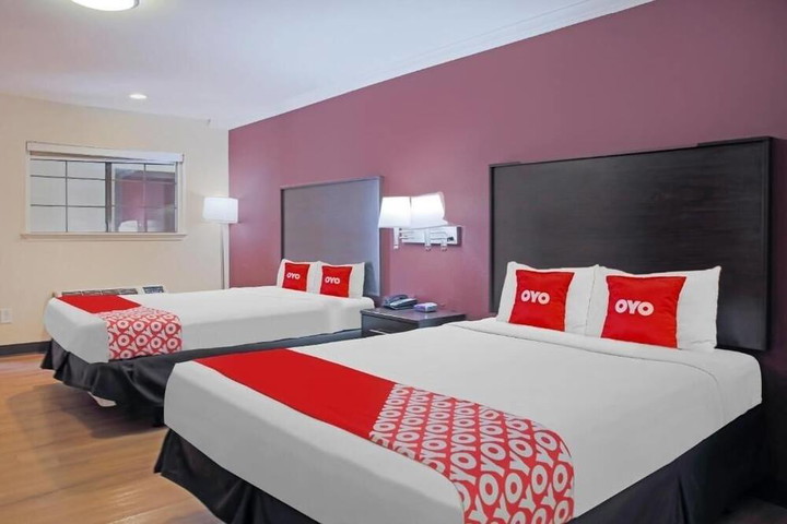Spacious Unit Near Convention Center - Outdoor Pool & Pet Friendly Stay - McAllen, TX