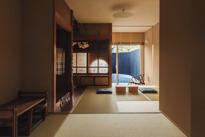 A Fully Renovated Traditional Japanese House Available For Whole-house Rental | Opened In 2023 · Accommodates Up To 8 Guests - 고쇼가와라시