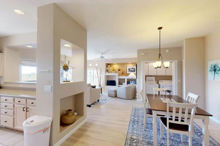 Renovated Condo With Updated Floors, Pool, Hot Tub & Mountain Views - Oro Valley, AZ