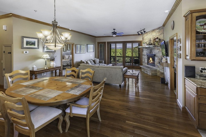 Finely Appointed Mtn Condo In Gated Resort, Only 4 Steps To Get In, Great View! - Cherokee, NC