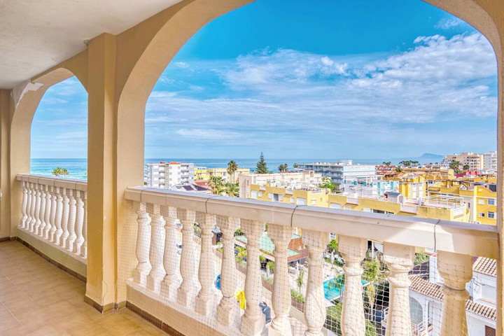 Holiday Apartment 'Barlovento I' With Sea View, Terrace, Shared Pool & Wi-fi - Tavernes de la Valldigna