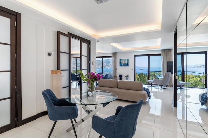 Exclusive Riviera Villa For 16 Guests | Pool & Ocean View - Villefranche-sur-Mer