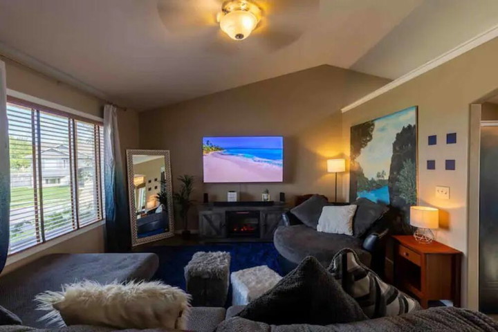 New~the Lily Pad~hot Tub & Sauna /Dog&kid Friendly - Sioux Falls, SD