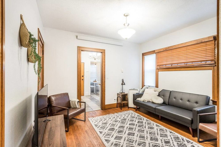 The Prairie Loft - Sioux Falls Luxury Retreat - Sioux Falls, SD