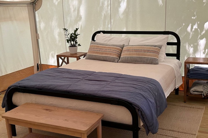 Valley Overlook, In Heart Of Cuyahoga Valley National Park - Glamping Tent S1 - Ohio
