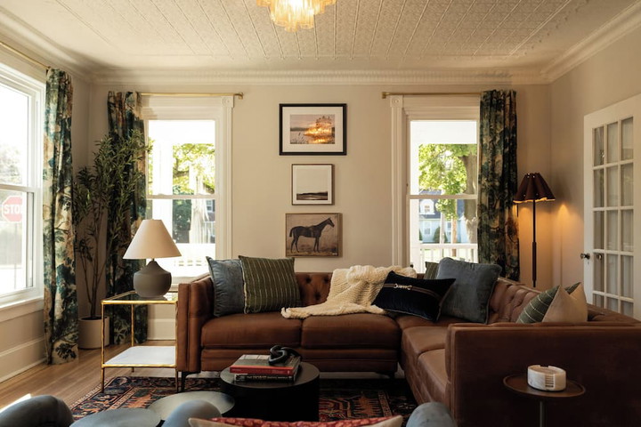 New! Walkable Village | Hot Tub | Ev | Dogs | Hits - Saugerties, NY