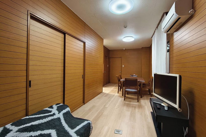 9 Minutes From Jr Namba Station/airport Bus Terminal, 6 Minutes From Jr Ashiwarabashi Station, Close To Both Shinsaibashi And Kyocera Dome Osaka, Ohara 101 - Japan