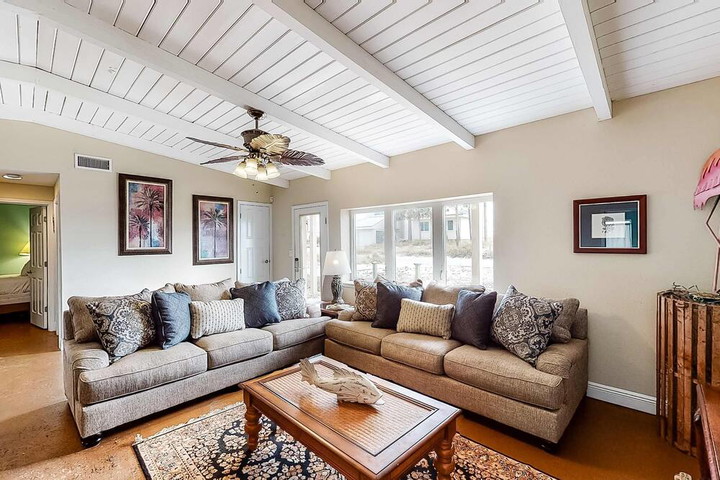 Dog-friendly Beach Home With Expansive Deck, Amazing Views, & Outdoor Shower - Gulf Breeze, FL