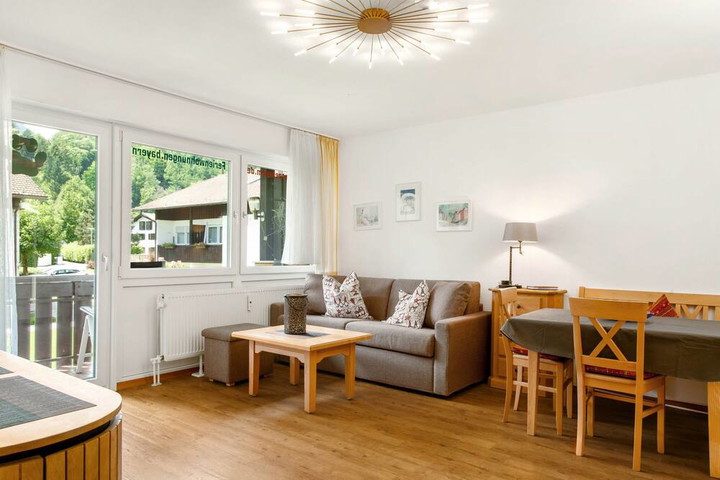 Apartment 'Tatzelwurm A5' With Mountain View, Shared Garden And Wi-fi - Kufstein