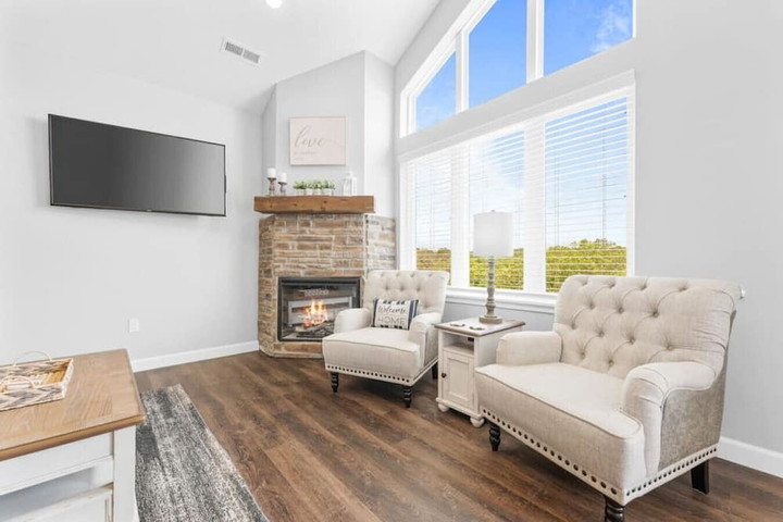 Spacious Loft Condo With Indoor/outdoor Pool & Hot Tub | Free Branson Attraction Tickets! - ブランソン, MO