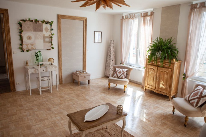 Appartement « Un Moment Dévasion » En Plein Cœur Dépernay - Épernay