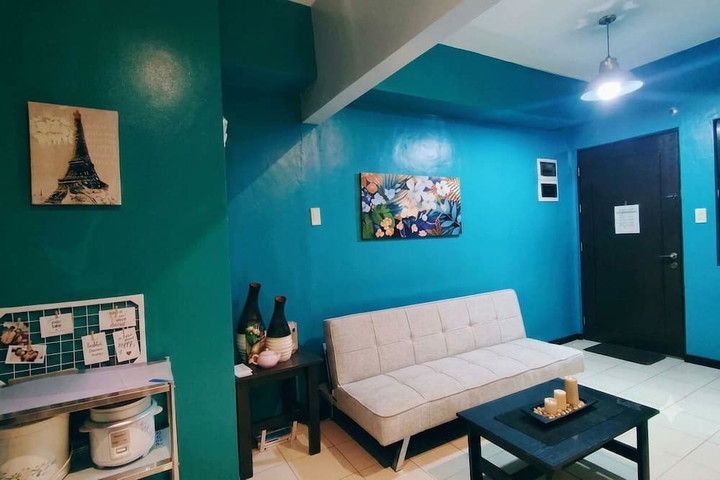 Cozy 1-bedroom 40sqm Twin Condo Unit With Ac In Delightful Makati City. - Manila