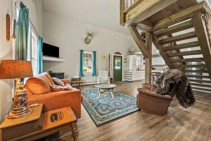 Hildy's Hideaway | New! Sleeps 10 | Direct Snowmobile Access | Near Saddleback & Downtown - Rangeley, ME