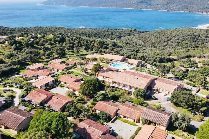 Magnifique Mini Villa + Terrasse Avec Wifi Résidence*** Piscine, Mer à Pied - Serra-di-Ferro