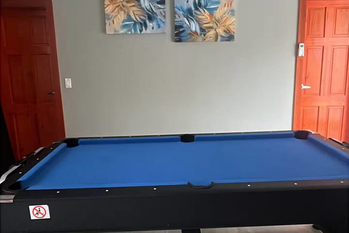 3br Villa Private Pool + Optional Suv - Roatán
