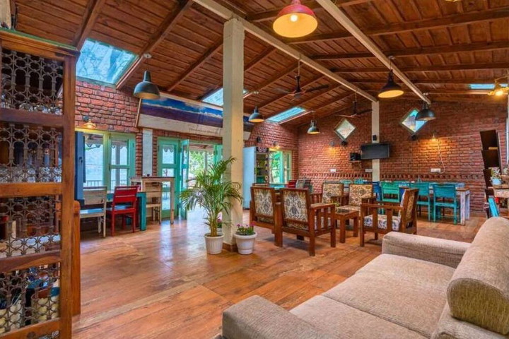 Woodsmoke By Ebony Stays 9bhk Luxury Lake View Villa In Bhimtal - Nainital