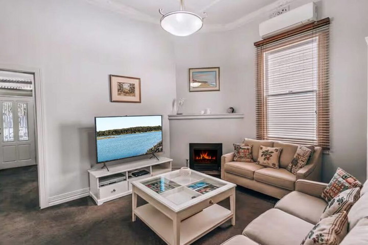 Family Cottage Getaway To A Relaxed, Central Stay In Bendigo - Bendigo
