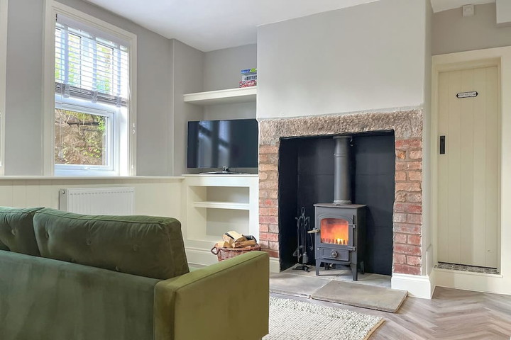 2 Bedroom Accommodation In Cromford - Matlock