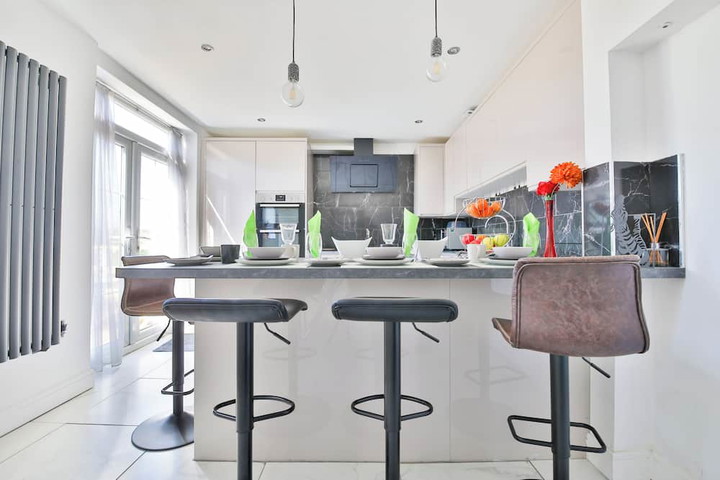 Almera Wishing Well Spacious 4-bed Home With Parking | Perfect Fr Bristol & Bath - Brístol