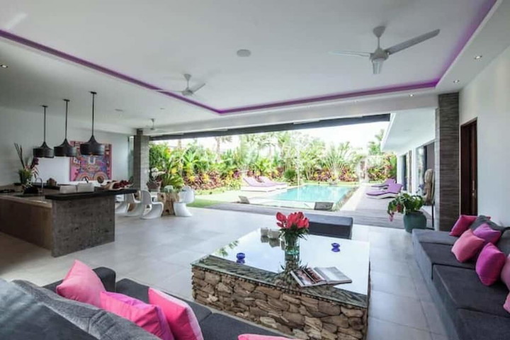 Cozy 4 Br Modern Villa In Seminyak, Large Pool, Perfect And Fantastic - Seminyak