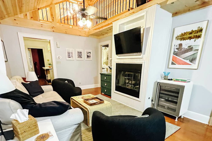3br 2b New Buff Cottage Dogs Ok, Steps To Dwntn Restaurants&shops, Walk To Beach - New Buffalo, MI