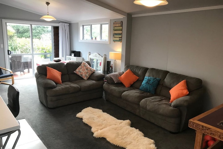 Ruakaka River And Beach Apartment - Ruakākā