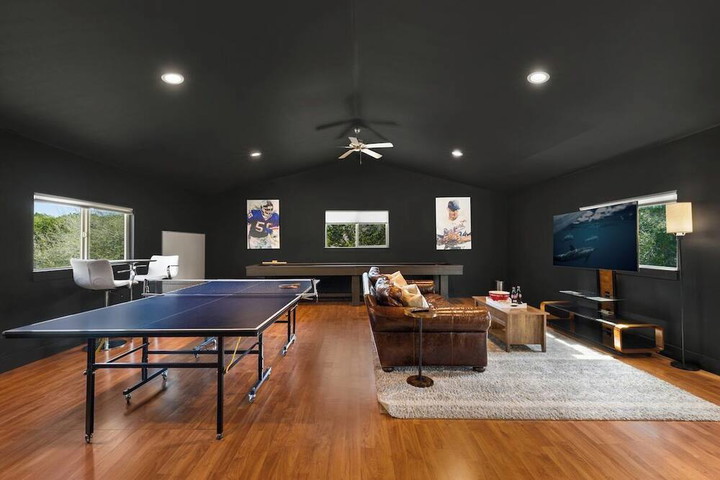 6br Hill Country | Pool, Game Room + 7.5 Acres | 8 Min To Salt Lick - ドリフトウッド, TX