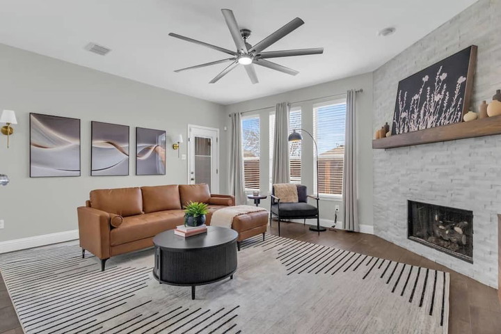 Vacation Home Near Kids Resort W Pool & Game Room - McKinney, TX