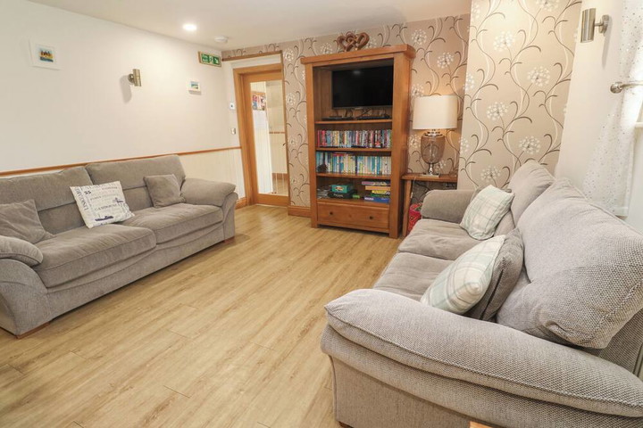 Ash Barn, Pet Friendly, Country Holiday Cottage In Falmouth - St Mawes