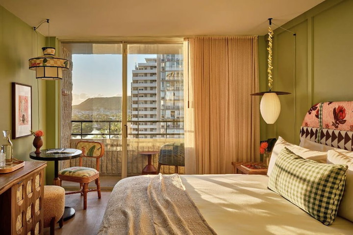 King Bed With Private Lanai  Stunning Views - Kailua