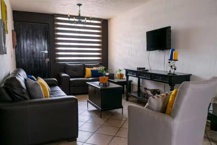 Casa Amar-i-lla - Centrally Located And With A/c - Guadalajara