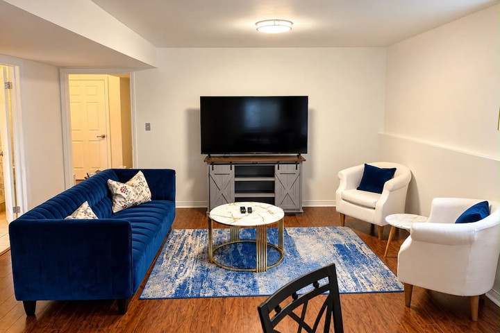Beautiful Private Basement Suits - St. Catharines