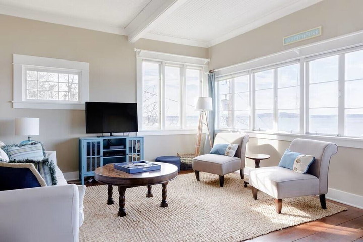 Dragonfly Beach House: Walk The Beach Or Soak Under The Stars In The Hot Tub! - Seattle, WA