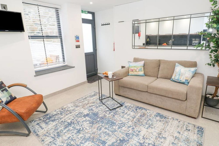 2a Salubrious Terrace, Pet Friendly, With A Garden In St Ives - St Ives