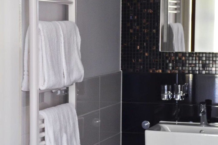 Explore Scenic Trails And Coastal Charm From Your Stylish Stay! Free Breakfast - Ouddorp
