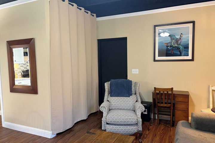 Charming Farmhouse-barndominium In Delightful Maurice With Full Kitchen,ac,wifi - Louisiana