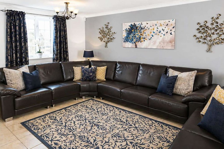 The Shakespeare Lodge - Sleeps Up To 12 - Large Hot Tub - Stratford-upon-Avon