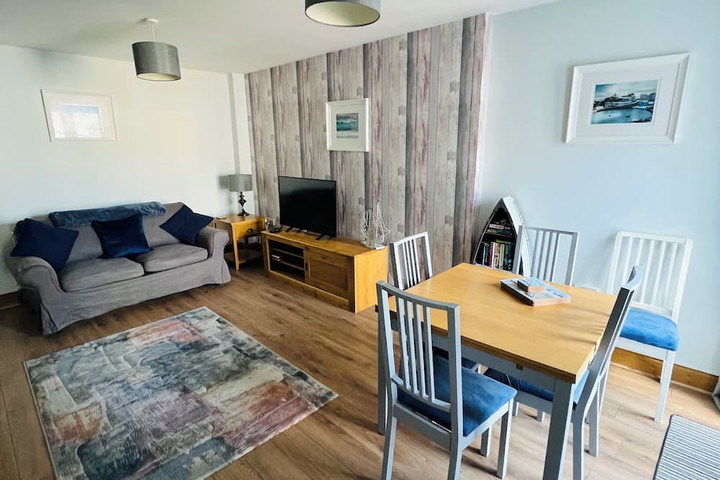 Castle Cottage In The  Town Of Tenby 1 Min Walk  To The Town 5 Min Walk To Beach - Tenby