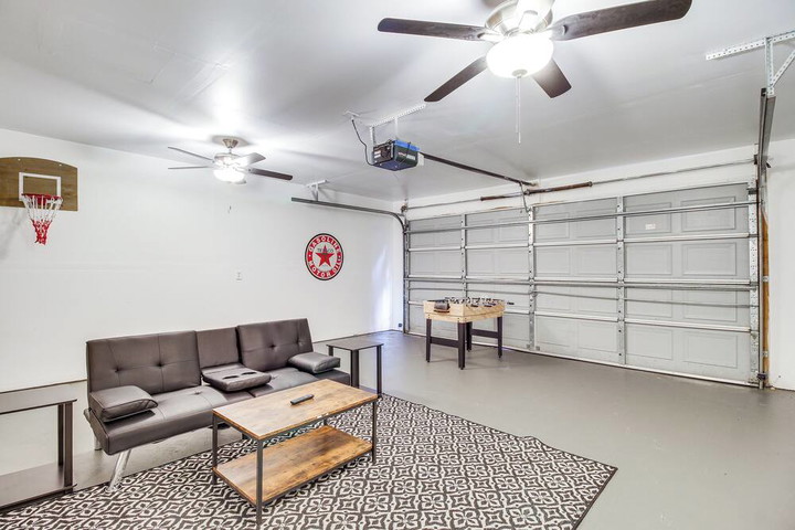 Charming Savannah Vacation Rental W/ Game Room! - Richmond Hill, GA